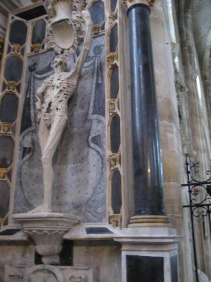 Transi de René de Chalon, prince d’Orange, à la collégiale Saint ...